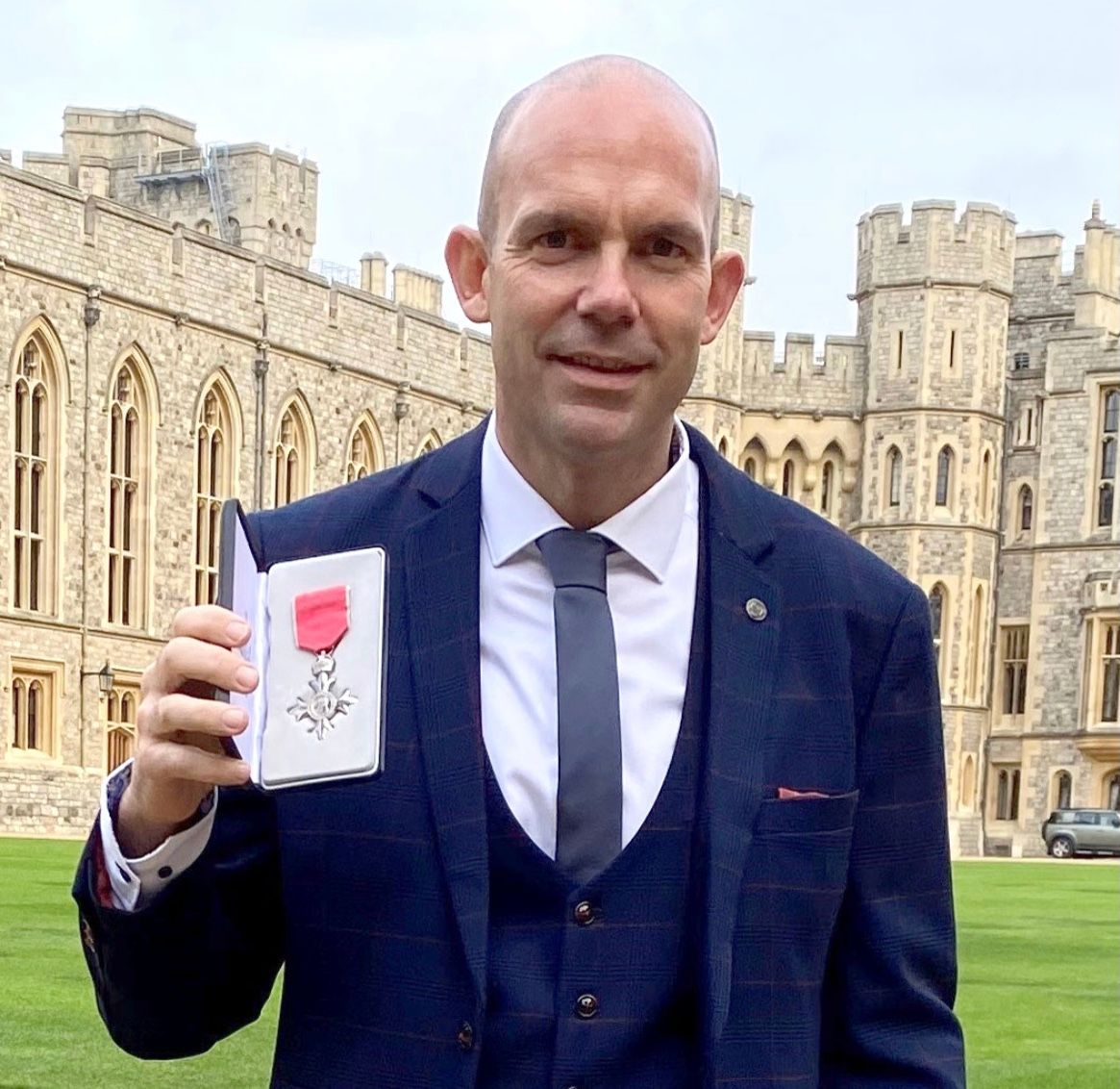Phil Richards MBE | Transform Adversity into Competitive Advantage